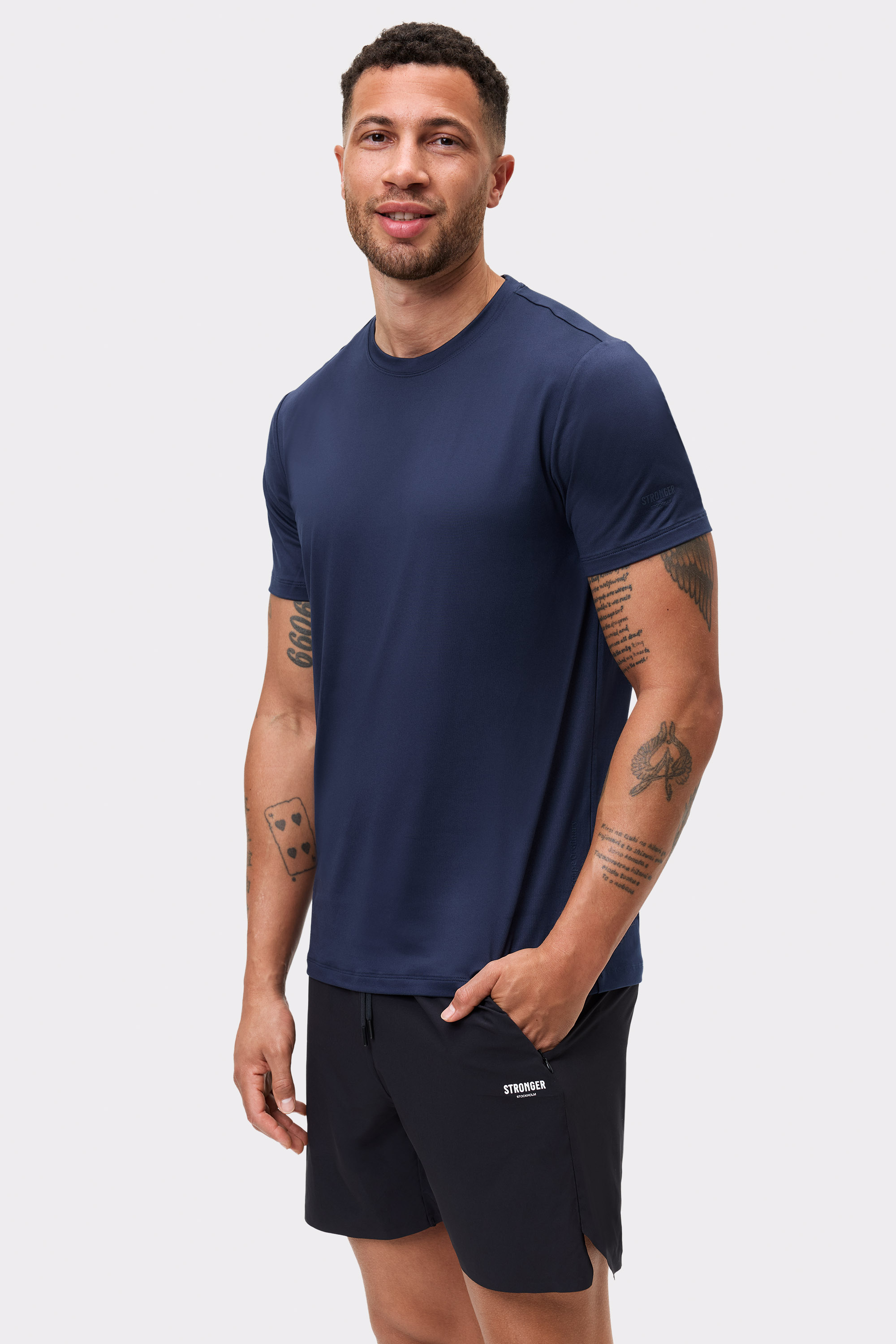 Training Tee Dark Grey I Breathable I STRONGER